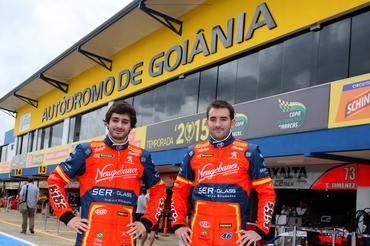 Stock Car – Em prova histórica, gaúchos Vitor Genz e Matheus Stumpf ...
