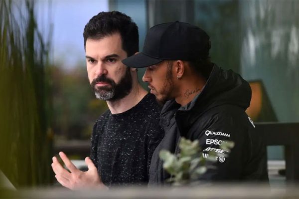 Hamilton traz de volta aliado importante para 2024