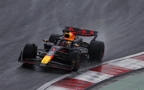 Max Verstappen vence corrida Sprint na China