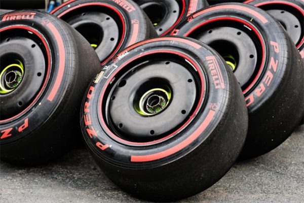 Pirelli descarta pneu C6 para 2026